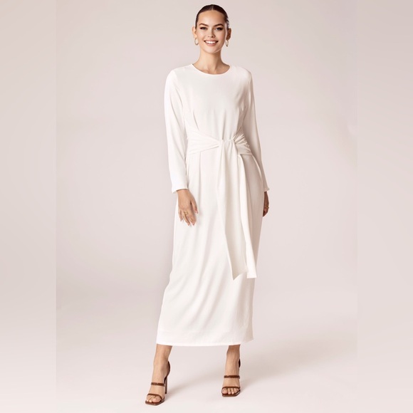 Veiled | Dresses | Rare Veiled Collection Isabella Tiewaist Maxi Dress ...